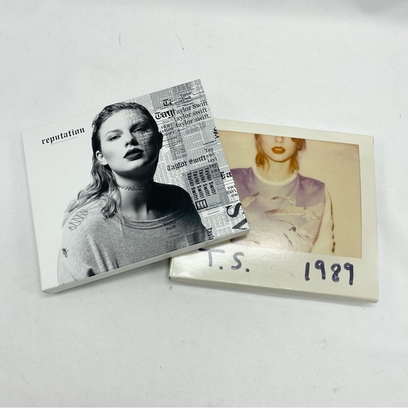 Taylor Swift | Media | Taylor Swift Reputation And 989 Cds Mini Poster ...